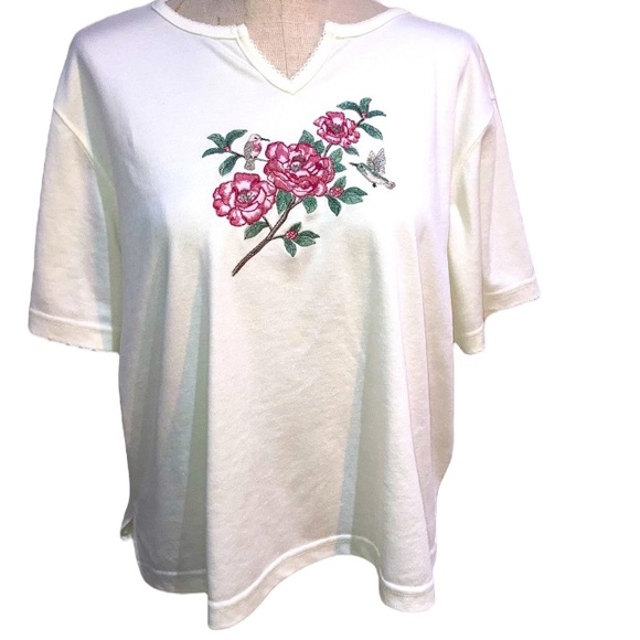 BonWorth | Tops | Vintage Bonworth Floral Rose Embroidered Short Sleeve ...